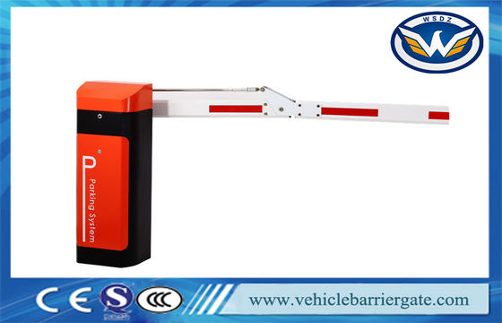 Bi - Direction Passing Road Boom Barrier Gate With Traffic Light Interface